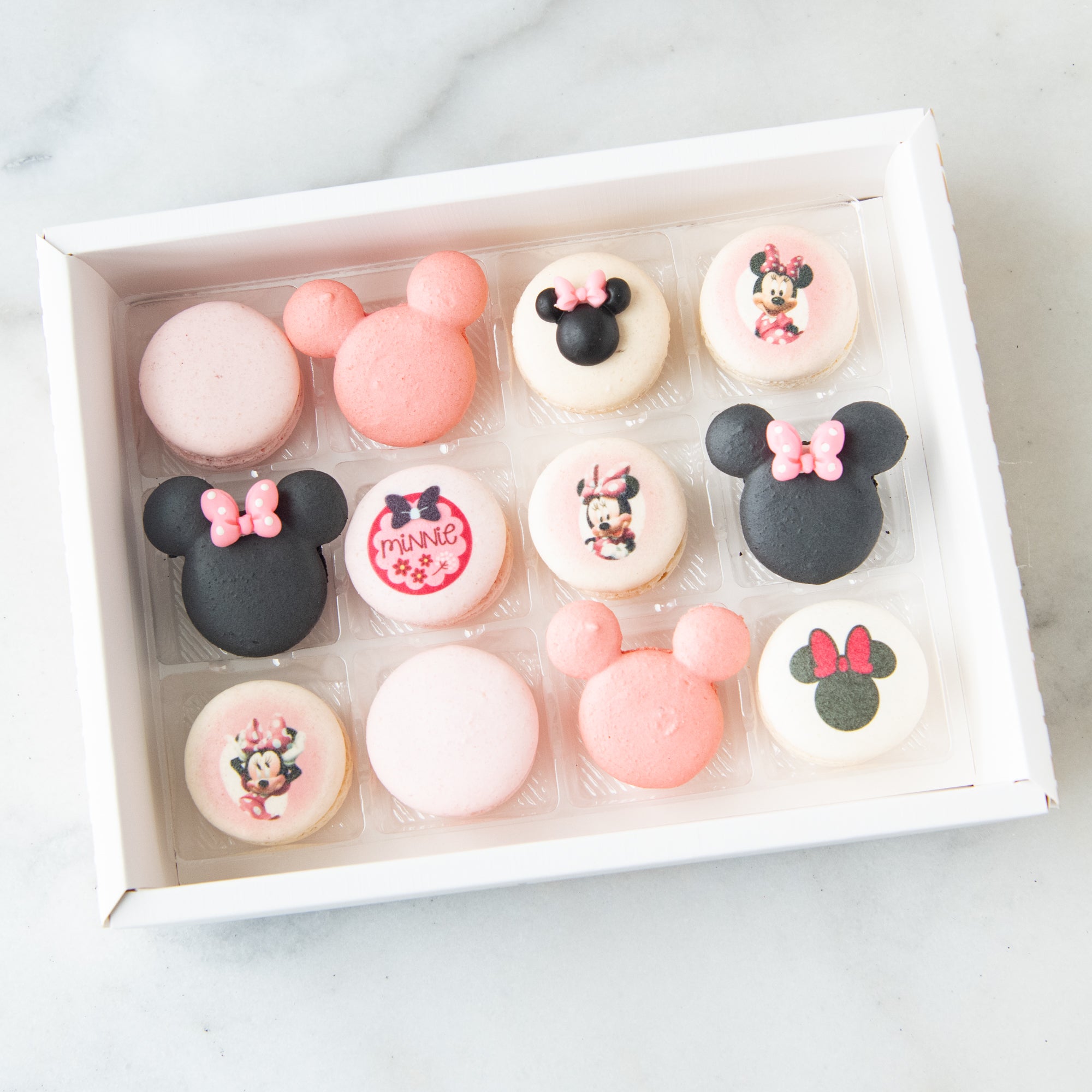 Disney Minnie Mouse 12 pcs Macaron set | $45.80 Nett