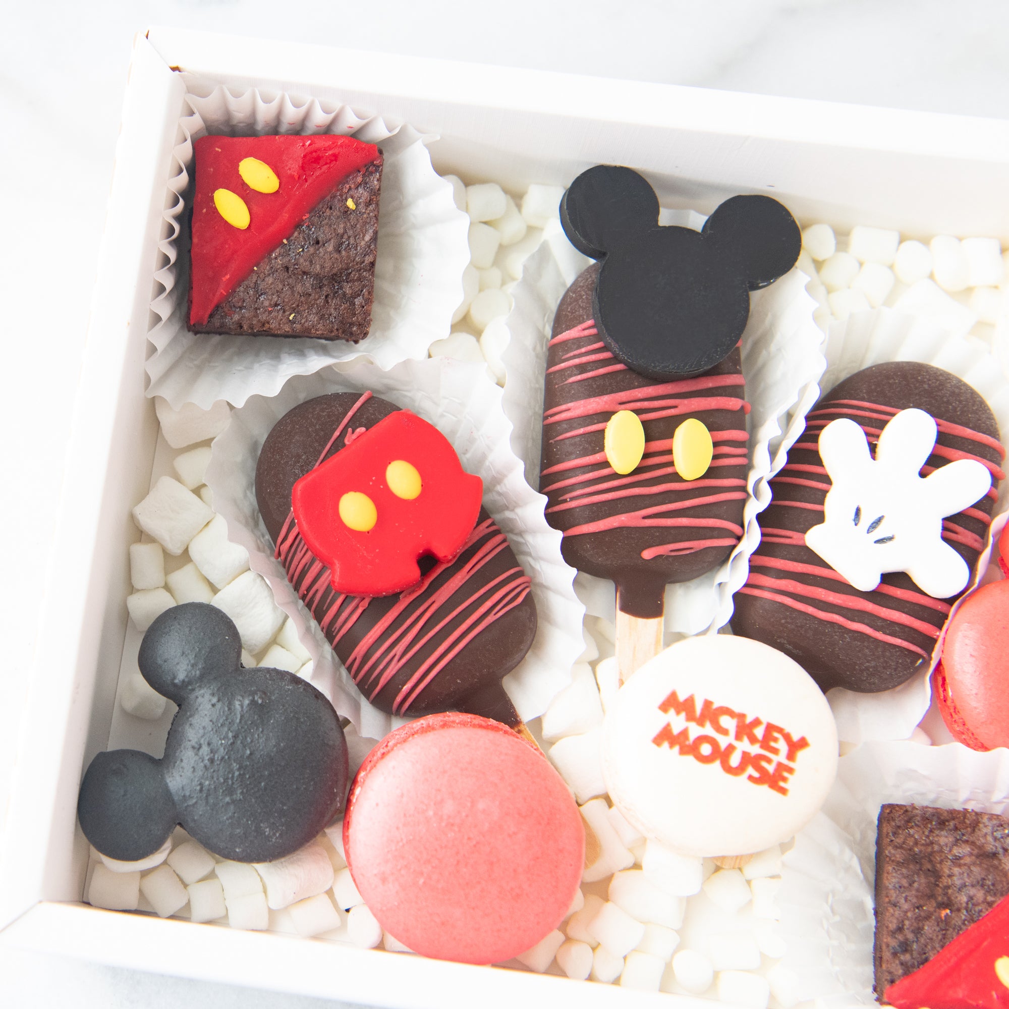 Disney Mickey Mouse Macaron Cakesicles set | $55.80 Nett