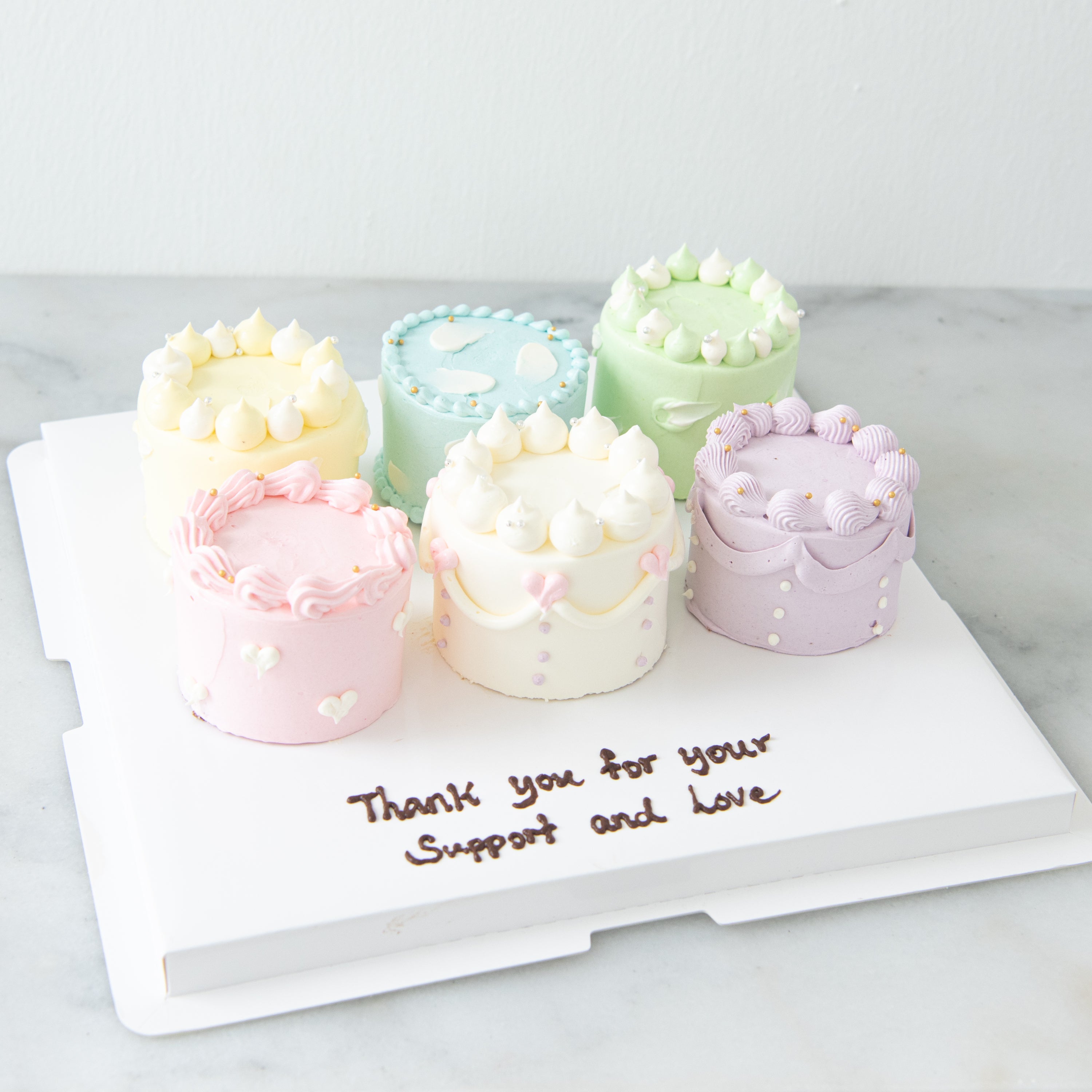6pcs Mini Cake | u.p $188.80
