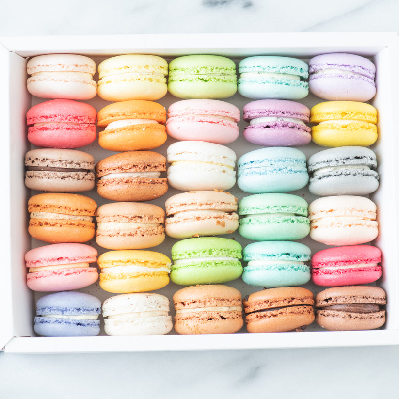 30 pcs Classic & Premium Macarons in Gift Box and Paper Bag | U.P $138